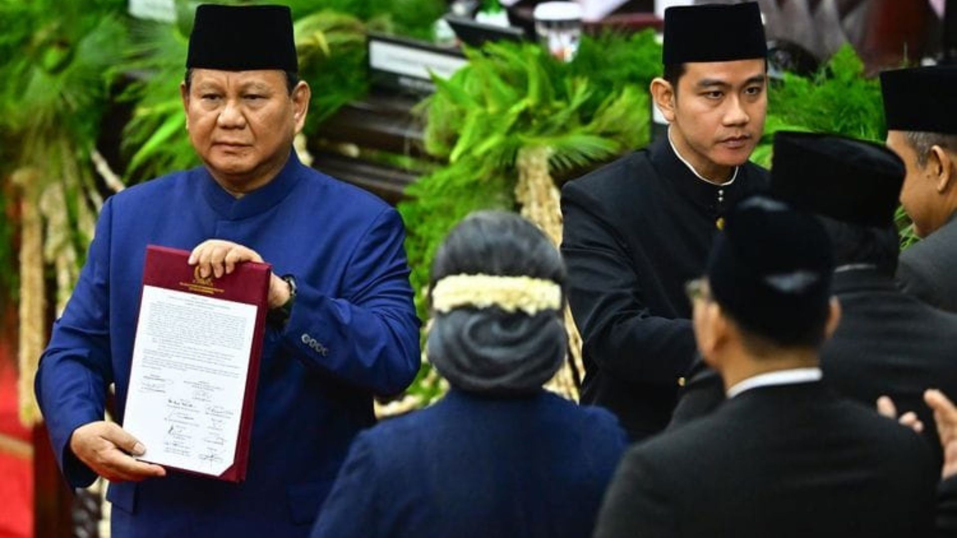 Prabowo Subianto dan Gibran Rakabuming Resmi Menjabat: Tonggak Sejarah ...